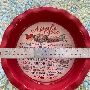 Ashland | Kitchen | Red Ceramic 8 Inch Pie Dish By Ashland With Wooden ...